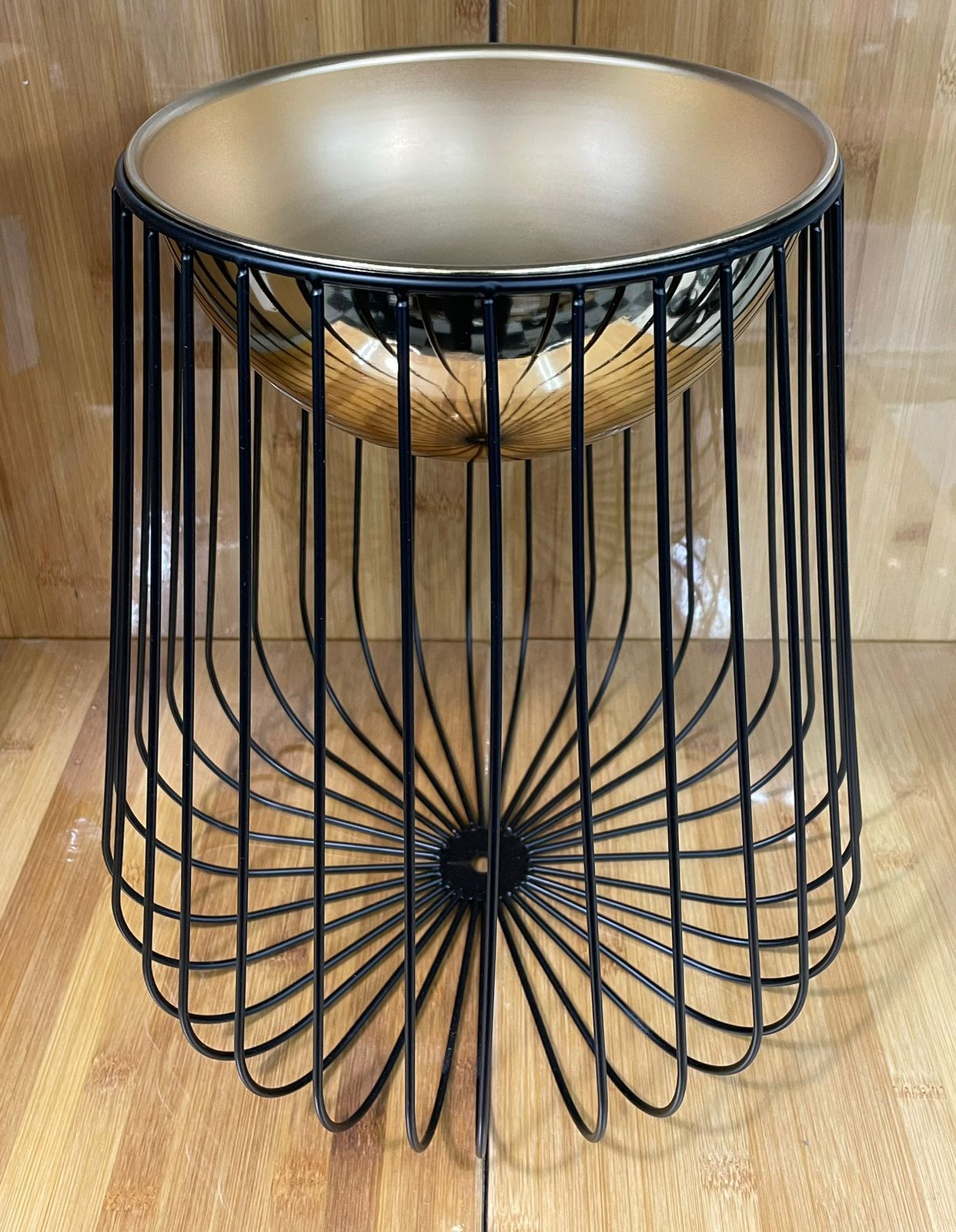 Minimalistic Gold Bowl Metal Stand – Megamall Online Store