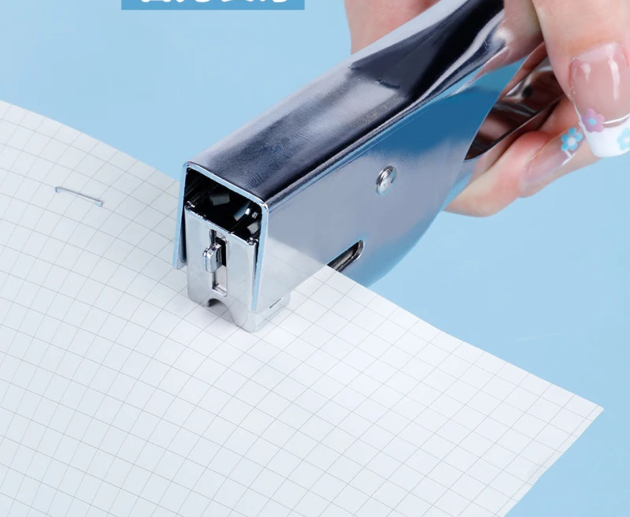 Weibo Labor-saving metal stapler Hand-held office tools Standard conve ...