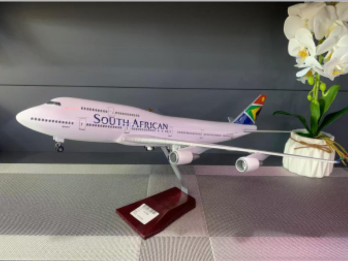 SAA Boeing 747-300 Model Airplane – Megamall Online Store