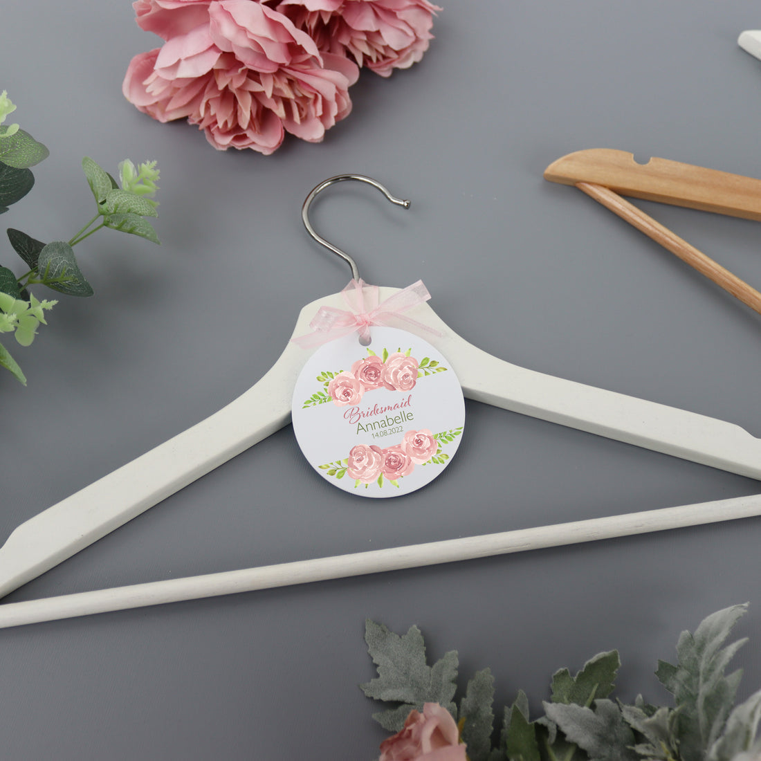 Wooden Hangers 3Pco – Megamall Online Store